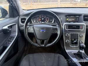 Melns Volvo V60 2014 Ogre, ar dzinēja tilpumu 1.60 L un nobraukumu 251 tūkst. km par 5999 €, foto 12 vietnē AUTOMOTO.COM.LV