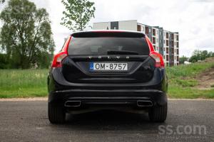 Черный Вольво B60 2014 в Елгава, объемом двигателя 2.00 л и пробегом 400 тыс. км за 6900 €, фото 6 на AUTOMOTO.COM.LV