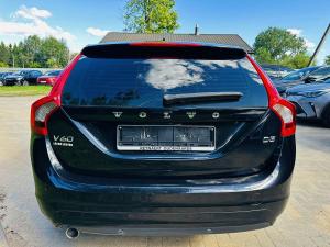 Melns Volvo V60 2014 Kauņa, ar dzinēja tilpumu 1.98 L un nobraukumu 201 tūkst. km par 8450 €, foto 5 vietnē AUTOMOTO.COM.LV