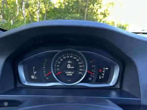 Melns Volvo V60 2014 Kauņa, ar dzinēja tilpumu 1.98 L un nobraukumu 201 tūkst. km par 8450 €, foto 23 vietnē AUTOMOTO.COM.LV