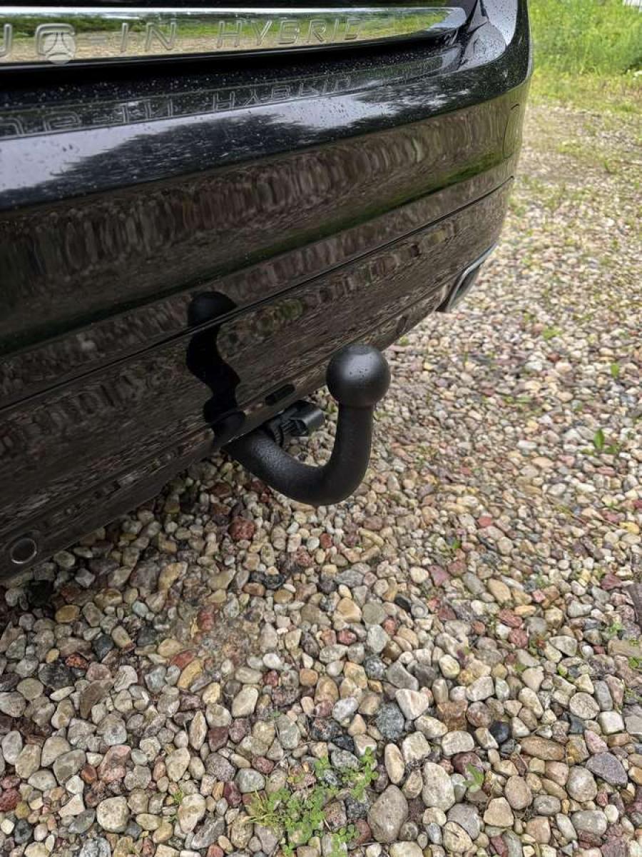 Black Volvo V60 2014 in Alytus, with an engine capacity of 2.40 L and mileage of 295 thousand km for 6500 €, photo 29 on AUTOMOTO.COM.LV