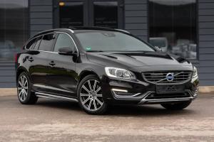 Black Volvo V60 2014 in Jelgava, with an engine capacity of 2.40 L and mileage of 210 thousand km for 10650 €, photo  on AUTOMOTO.COM.LV