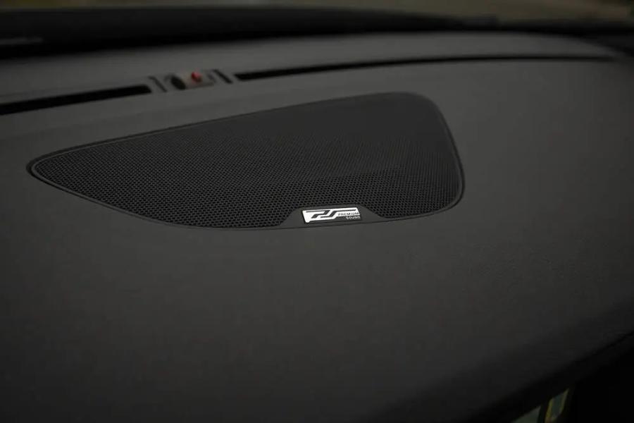 Melns Volvo V60 2014 Jelgava, ar dzinēja tilpumu 2.40 L un nobraukumu 210 tūkst. km par 10650 €, foto 19 vietnē AUTOMOTO.COM.LV
