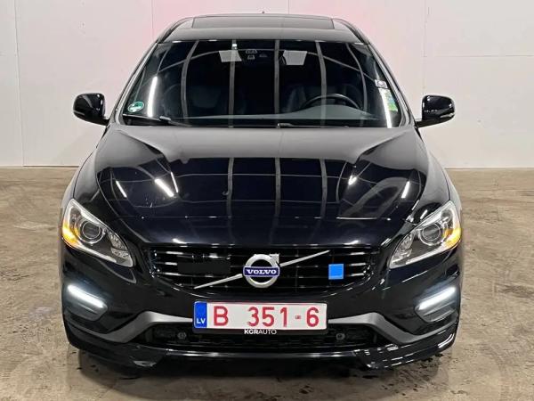 Melns Volvo V60 2014 Jūrmala, ar dzinēja tilpumu 2.40 L un nobraukumu 361 tūkst. km par 9995 €, foto 7 vietnē AUTOMOTO.COM.LV