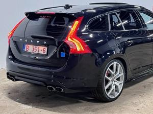 Black Volvo V60 2014 in Jurmala, with an engine capacity of 2.40 L and mileage of 361 thousand km for 9995 €, photo 19 on AUTOMOTO.COM.LV