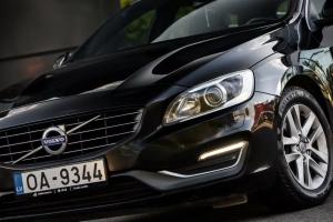 Черный Вольво B60 2014 в Елгава, объемом двигателя 2.00 л и пробегом 262 тыс. км за 7490 €, фото 4 на AUTOMOTO.COM.LV