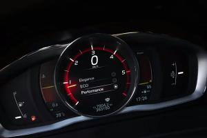 Черный Вольво B60 2014 в Елгава, объемом двигателя 2.00 л и пробегом 262 тыс. км за 7490 €, фото 38 на AUTOMOTO.COM.LV