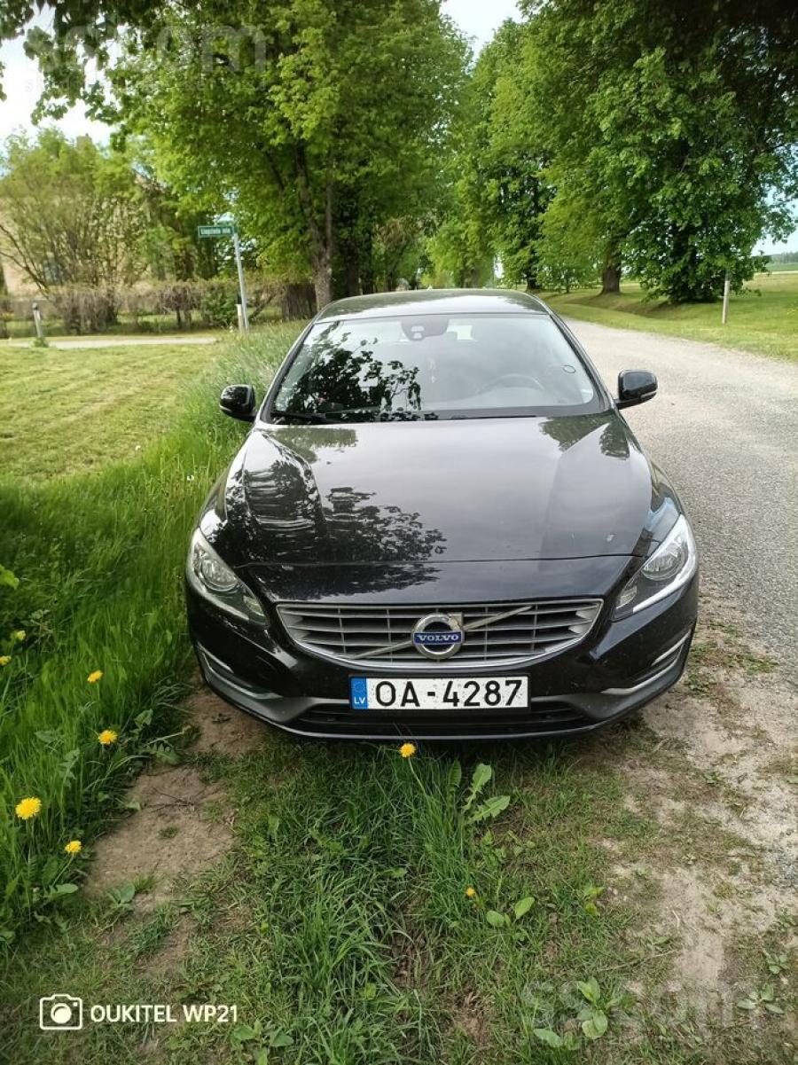Melns Volvo V60 2014 Tukums, ar dzinēja tilpumu 2.00 L un nobraukumu 291 tūkst. km par 8500 €, foto 1 vietnē AUTOMOTO.COM.LV