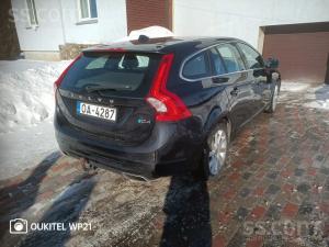 Melns Volvo V60 2014 Tukums, ar dzinēja tilpumu 2.00 L un nobraukumu 291 tūkst. km par 8500 €, foto 6 vietnē AUTOMOTO.COM.LV
