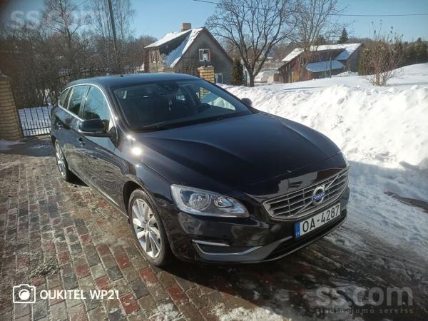 Черный Вольво B60 2014 в Тукумс, объемом двигателя 2.00 л и пробегом 291 тыс. км за 8500 €, фото 6 на AUTOMOTO.COM.LV