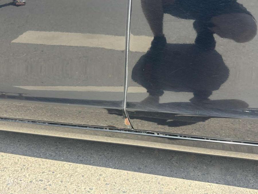 Black Volvo V60 2014 in Vilnius, with an engine capacity of 1.56 L and mileage of 221 thousand km for 4600 €, photo 5 on AUTOMOTO.COM.LV