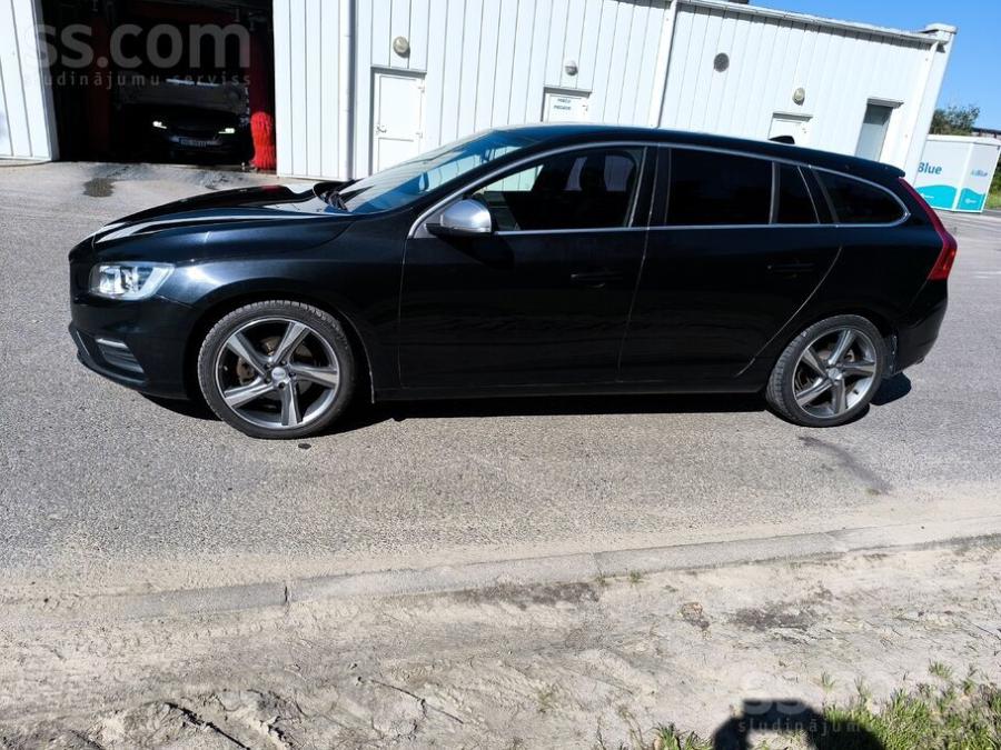 Черный Вольво B60 2014 в Екабпилс, объемом двигателя 1.60 л и пробегом 287 тыс. км за 6200 €, фото 6 на AUTOMOTO.COM.LV