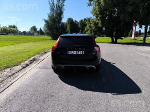 Черный Вольво B60 2014 в Екабпилс, объемом двигателя 1.60 л и пробегом 287 тыс. км за 6200 €, фото 9 на AUTOMOTO.COM.LV