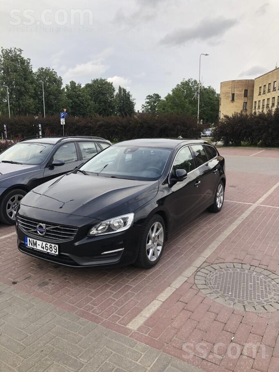 Черный Вольво B60 2014 в Цесис, объемом двигателя 2.00 л и пробегом 252 тыс. км за 4800 €, фото 1 на AUTOMOTO.COM.LV