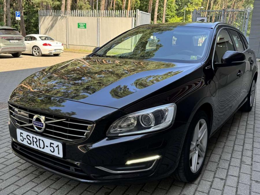 Черный Вольво B60 2014 в Алитус, объемом двигателя 2.40 л и пробегом 359 тыс. км за 8399 €, фото 41 на AUTOMOTO.COM.LV