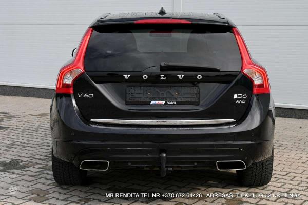 Black Volvo V60 2014 in Kretinga, with an engine capacity of 2.40 L and mileage of 236 thousand km for 8299 €, photo 7 on AUTOMOTO.COM.LV