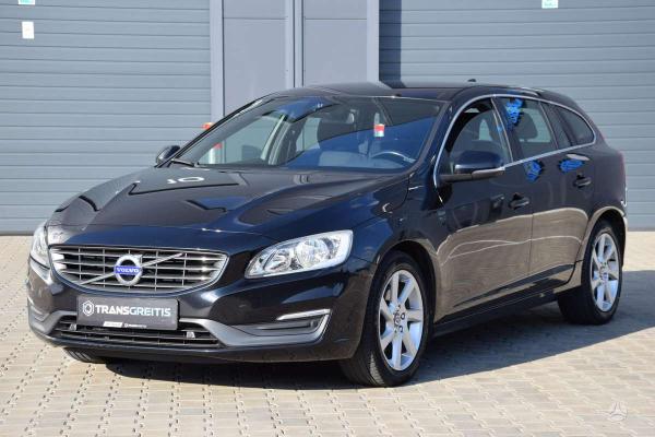 Black Volvo V60 2014 in Vilnius, with an engine capacity of 1.98 L and mileage of 190 thousand km for 7700 €, photo 5 on AUTOMOTO.COM.LV