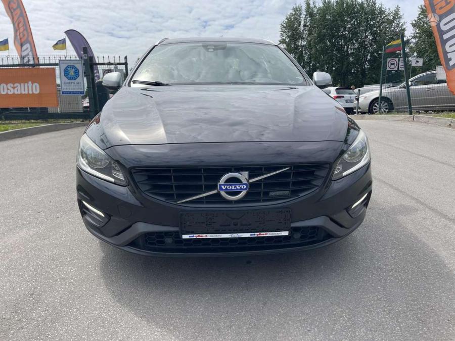 Melns Volvo V60 2014 Kauņa, ar dzinēja tilpumu 1.97 L un nobraukumu 275 tūkst. km par 6450 €, foto 1 vietnē AUTOMOTO.COM.LV