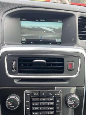 Melns Volvo V60 2014 Kauņa, ar dzinēja tilpumu 1.97 L un nobraukumu 275 tūkst. km par 6450 €, foto 22 vietnē AUTOMOTO.COM.LV