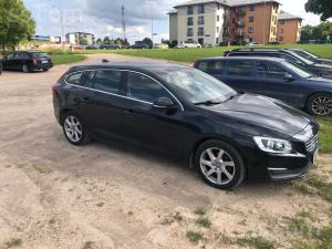 Black Volvo V60 2014 in Cesis, with an engine capacity of 2.00 L and mileage of 252 thousand km for 3000 €, photo 12 on AUTOMOTO.COM.LV