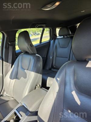 Melns Volvo V60 2014 Rīga, ar dzinēja tilpumu 2.00 L un nobraukumu 269 tūkst. km par 7700 €, foto 8 vietnē AUTOMOTO.COM.LV