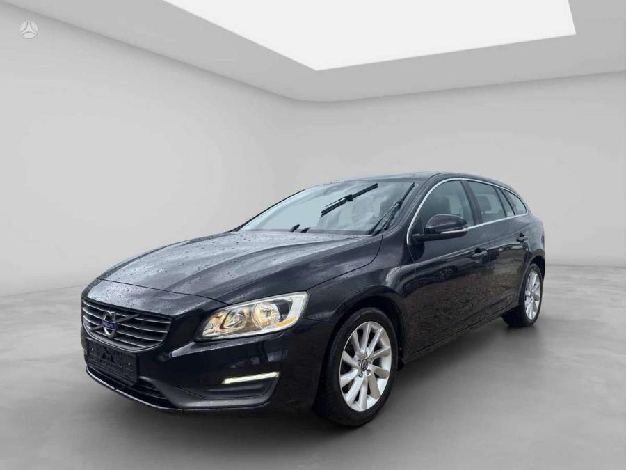 Melns Volvo V60 2014 Kauņa, ar dzinēja tilpumu 1.60 L un nobraukumu 257 tūkst. km par 6290 €, foto 1 vietnē AUTOMOTO.COM.LV