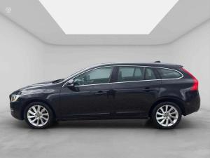Melns Volvo V60 2014 Kauņa, ar dzinēja tilpumu 1.60 L un nobraukumu 257 tūkst. km par 6290 €, foto 4 vietnē AUTOMOTO.COM.LV