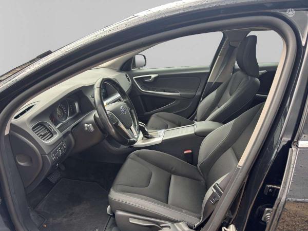 Черный Вольво B60 2014 в Каунас, объемом двигателя 1.60 л и пробегом 257 тыс. км за 6290 €, фото 9 на AUTOMOTO.COM.LV
