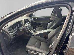 Melns Volvo V60 2014 Kauņa, ar dzinēja tilpumu 1.60 L un nobraukumu 257 tūkst. km par 6290 €, foto 10 vietnē AUTOMOTO.COM.LV