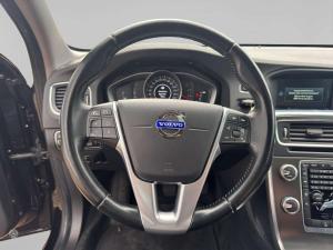 Melns Volvo V60 2014 Kauņa, ar dzinēja tilpumu 1.60 L un nobraukumu 257 tūkst. km par 6290 €, foto 11 vietnē AUTOMOTO.COM.LV