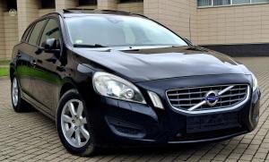 Black Volvo V60 2014 in Alytus, with an engine capacity of 1.98 L and mileage of 248 thousand km for 5250 €, photo 5 on AUTOMOTO.COM.LV