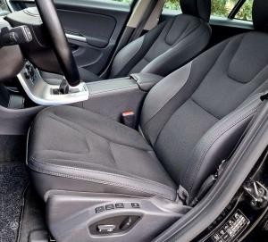 Black Volvo V60 2014 in Alytus, with an engine capacity of 1.98 L and mileage of 248 thousand km for 5250 €, photo 10 on AUTOMOTO.COM.LV