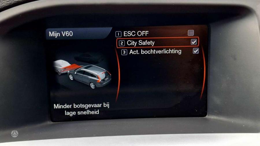 Black Volvo V60 2014 in Alytus, with an engine capacity of 1.98 L and mileage of 248 thousand km for 5250 €, photo 22 on AUTOMOTO.COM.LV