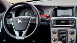 Black Volvo V60 2014 in Alytus, with an engine capacity of 1.98 L and mileage of 248 thousand km for 5250 €, photo 23 on AUTOMOTO.COM.LV