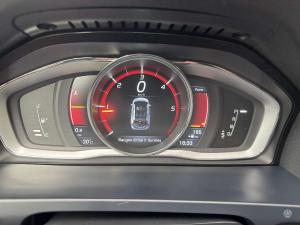 Black Volvo V60 2014 in Alytus, with an engine capacity of 1.98 L and mileage of 270 thousand km for 6250 €, photo 25 on AUTOMOTO.COM.LV