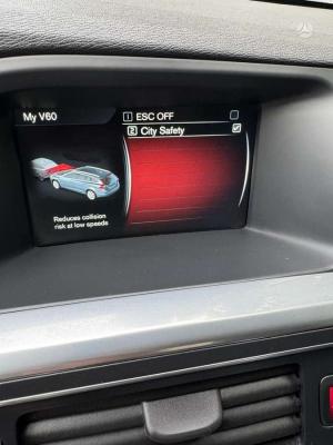Black Volvo V60 2014 in Alytus, with an engine capacity of 1.98 L and mileage of 270 thousand km for 6250 €, photo 27 on AUTOMOTO.COM.LV