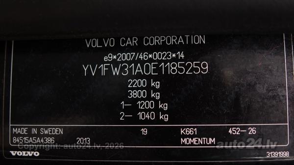 Black Volvo V60 2014 in Tartu, with an engine capacity of 2.00 L and mileage of 213 thousand km for 9990 €, photo 6 on AUTOMOTO.COM.LV