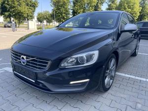 Черный Вольво B60 2014 в Каунас, объемом двигателя 1.97 л и пробегом 247 тыс. км за 6250 €, фото  на AUTOMOTO.COM.LV