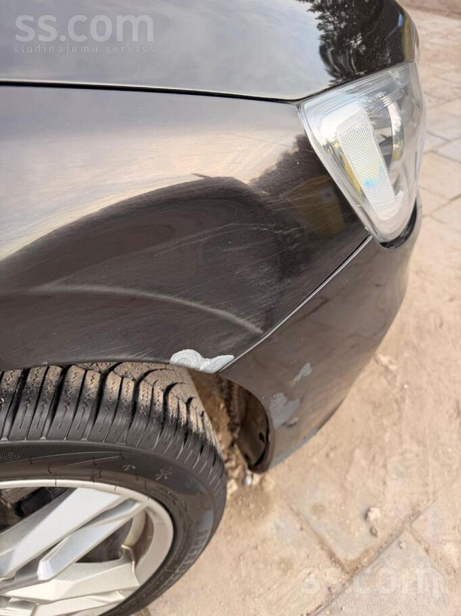 Melns Volvo V60 2014 Rīga, ar dzinēja tilpumu 2.00 L un nobraukumu 286 tūkst. km par 5200 €, foto 6 vietnē AUTOMOTO.COM.LV