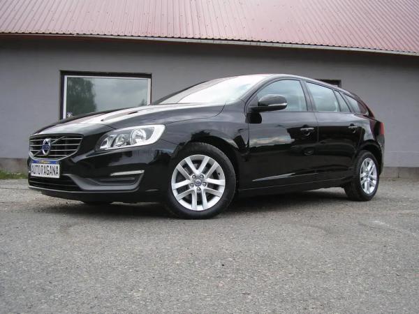 Black Volvo V60 2014 in Sigulda, with an engine capacity of 2.00 L and mileage of 219 thousand km for 7950 €, photo 1 on AUTOMOTO.COM.LV