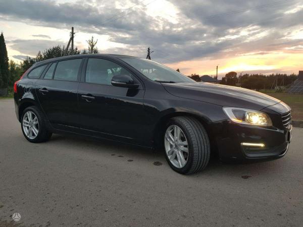 Черный Вольво B60 2014 в Пакруойис, объемом двигателя 1.98 л и пробегом 180 тыс. км за 8199 €, фото 3 на AUTOMOTO.COM.LV
