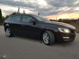Melns Volvo V60 2014 Pakruojis, ar dzinēja tilpumu 1.98 L un nobraukumu 180 tūkst. km par 8199 €, foto 4 vietnē AUTOMOTO.COM.LV