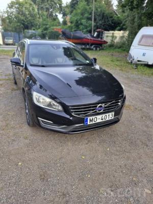 Melns Volvo V60 2014 Rīga, ar dzinēja tilpumu 1.60 L un nobraukumu 220 tūkst. km par 6700 €, foto 3 vietnē AUTOMOTO.COM.LV