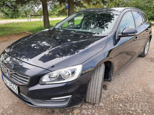 Черный Вольво B60 2014 в Прейли, объемом двигателя 2.00 л и пробегом 358 тыс. км за 5200 €, фото 2 на AUTOMOTO.COM.LV