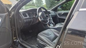 Black Volvo V60 2014 in Riga, with an engine capacity of 2.00 L and mileage of 175 thousand km for 9500 €, photo 5 on AUTOMOTO.COM.LV