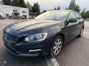 Melns Volvo V60 2014 Raseiniai, ar dzinēja tilpumu 1.98 L un nobraukumu 250 tūkst. km par 5900 €, foto  vietnē AUTOMOTO.COM.LV