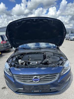 Melns Volvo V60 2014 Kauņa, ar dzinēja tilpumu 1.56 L un nobraukumu 248 tūkst. km par 6550 €, foto 8 vietnē AUTOMOTO.COM.LV