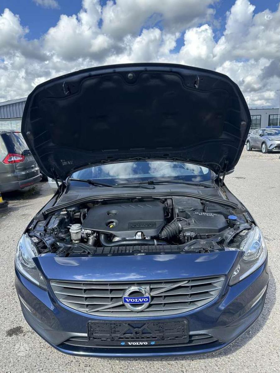Melns Volvo V60 2014 Kauņa, ar dzinēja tilpumu 1.56 L un nobraukumu 248 tūkst. km par 6550 €, foto 8 vietnē AUTOMOTO.COM.LV