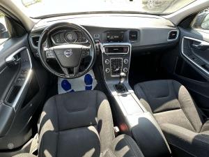 Melns Volvo V60 2014 Kauņa, ar dzinēja tilpumu 1.56 L un nobraukumu 248 tūkst. km par 6550 €, foto 30 vietnē AUTOMOTO.COM.LV