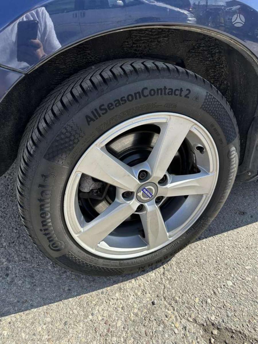 Melns Volvo V60 2014 Kauņa, ar dzinēja tilpumu 1.56 L un nobraukumu 248 tūkst. km par 6550 €, foto 34 vietnē AUTOMOTO.COM.LV